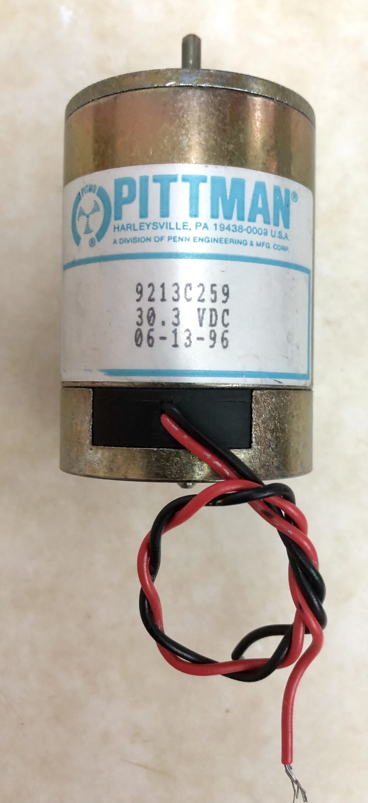 Pittman Motor 30.3 vdc (55mm Length, 40mm Diameter) Single Shaft Old ...